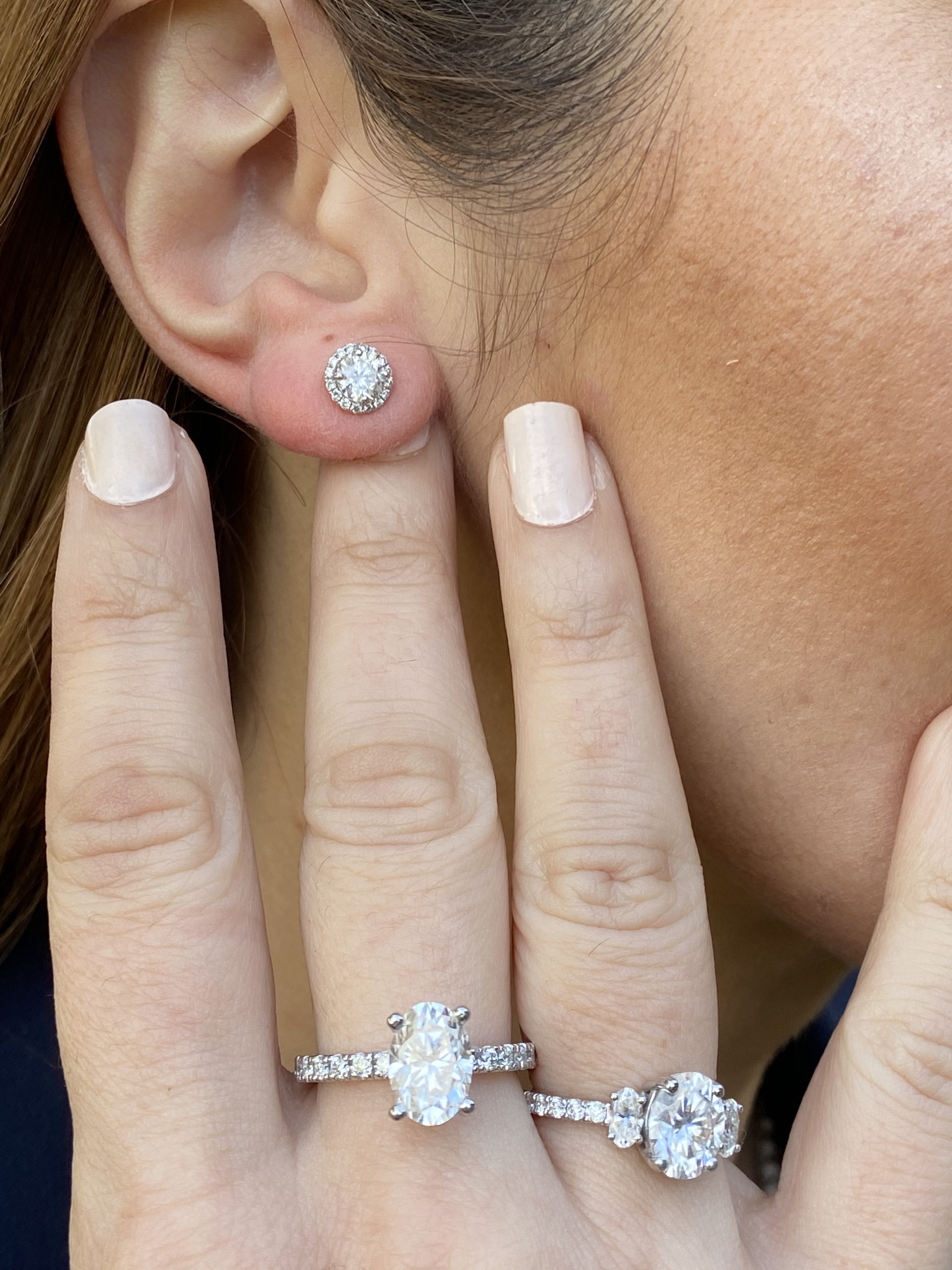 Modena Invisible Halo Oval Cut Diamond Engagement Ring 2ct 14K White Gold
